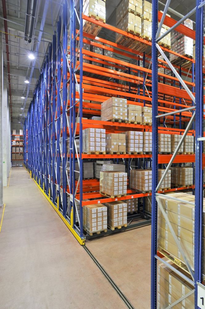 Central warehouse with refrigerated raw material storage | Riko